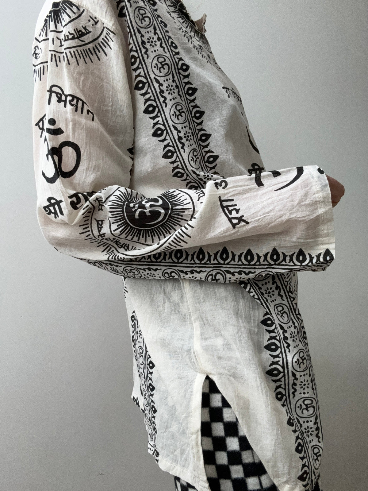 Block Print Aum Long Sleeve Top - Black – Jetsetbohemian
